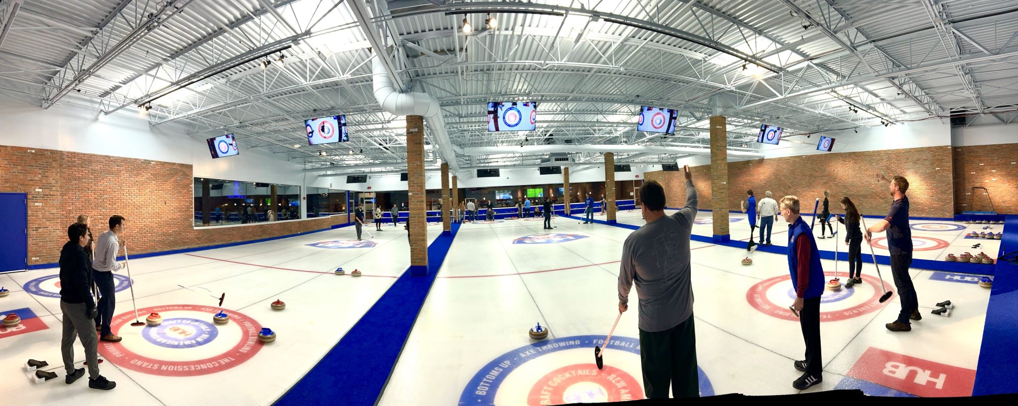 The HUB Stadium & Restaurant: Where Fun Meets Flavor in Novi, Michigan ...